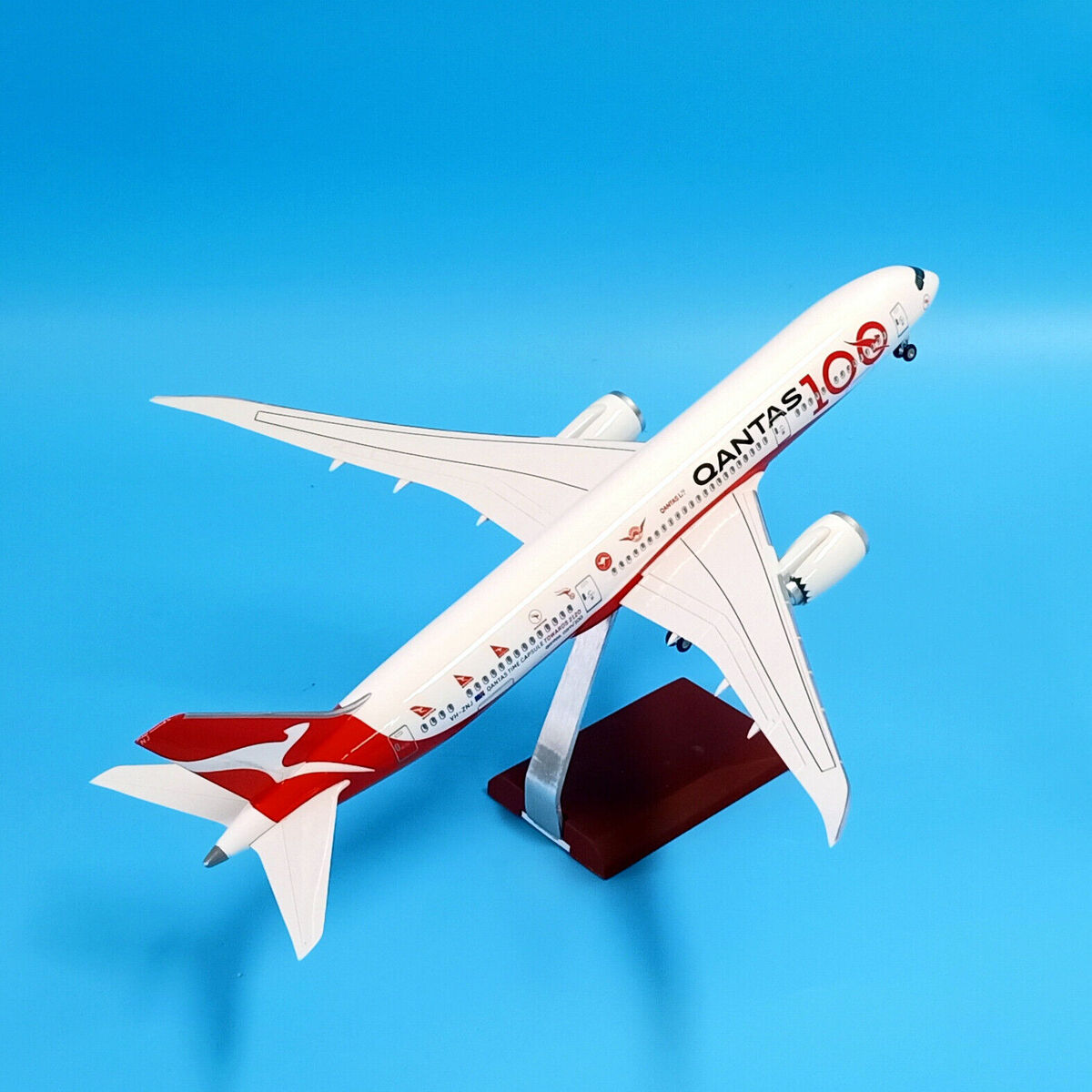 1:145 Qantas Boeing B787 -9 Dreamliner Plane Model 100 Year Anniversary ...